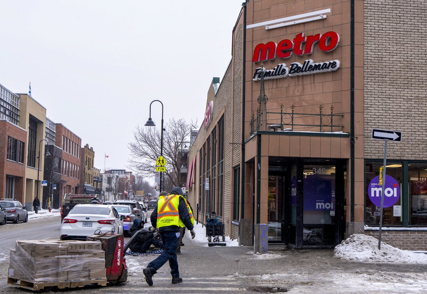 Metro CEO says consumers still shopping at discount banners amid high ...