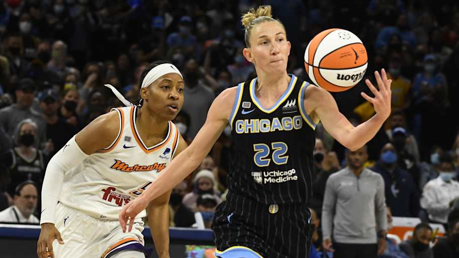 Why DeShields and others helped Phoenix during the playoffs