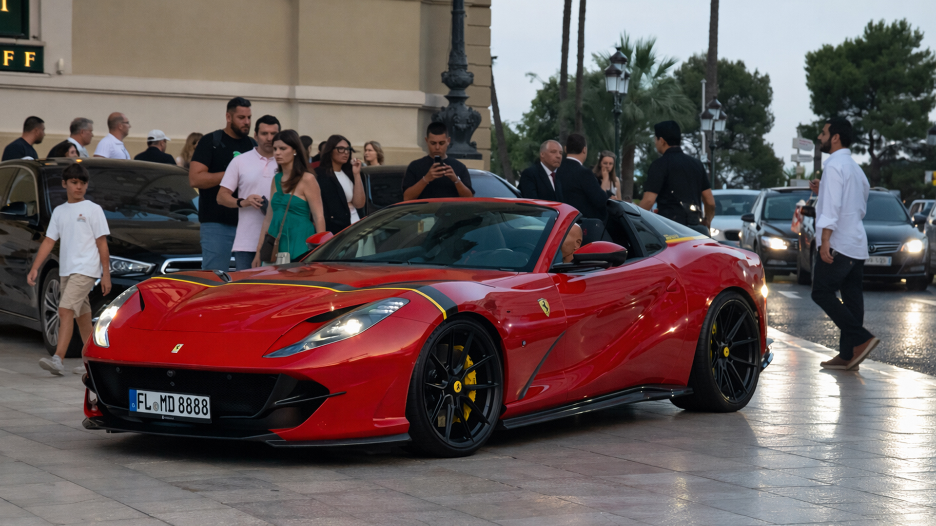 Ferrari 812 GTS caught in Monaco crowd