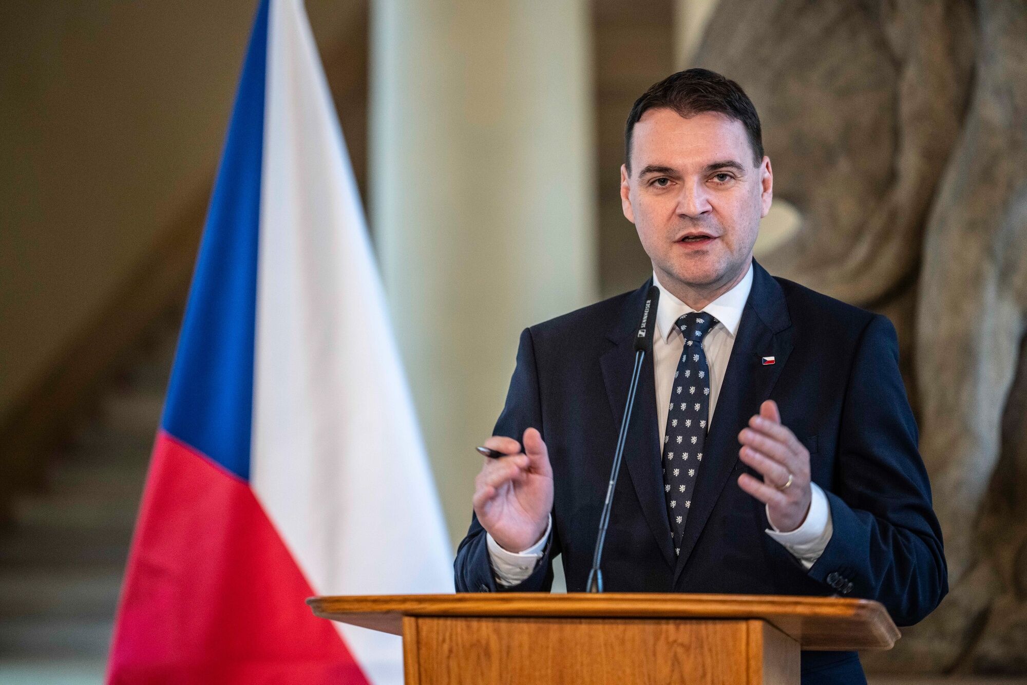 Czech president accuses top diplomat of potential extortion