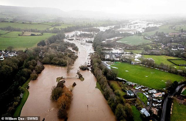 Major incident declared as flooding from Storm Chandra hits South West ...