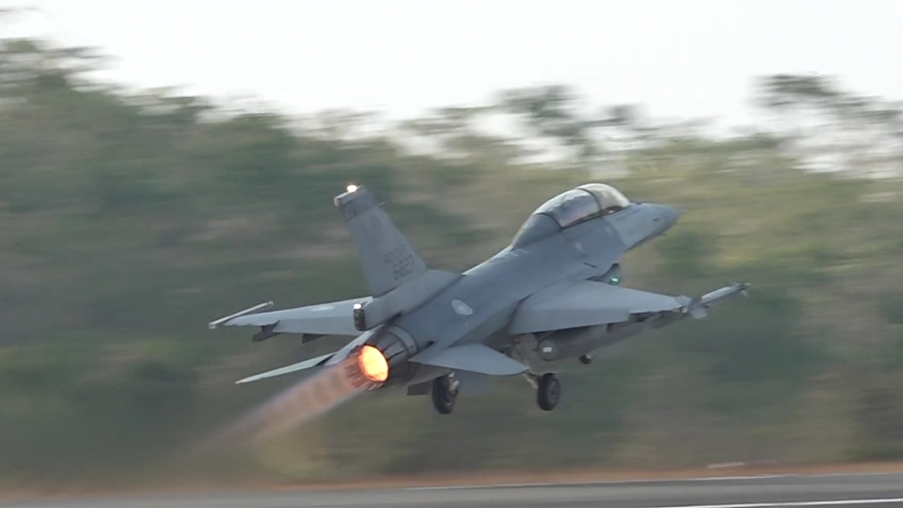 Military drills showcase F-16 jets, new flight suits, other air defense ...