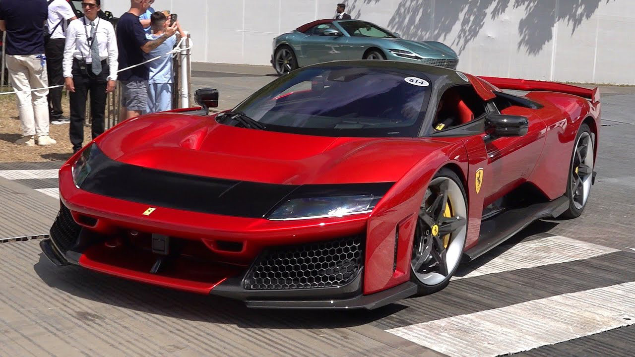 Ferrari SF90 Stradale red carbon edition