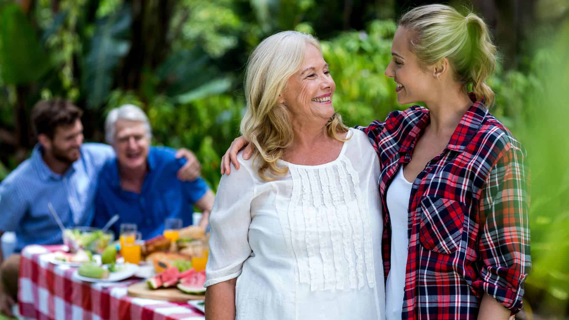 Woman stops tolerating food guilt from her mother-in-law and handles it ...