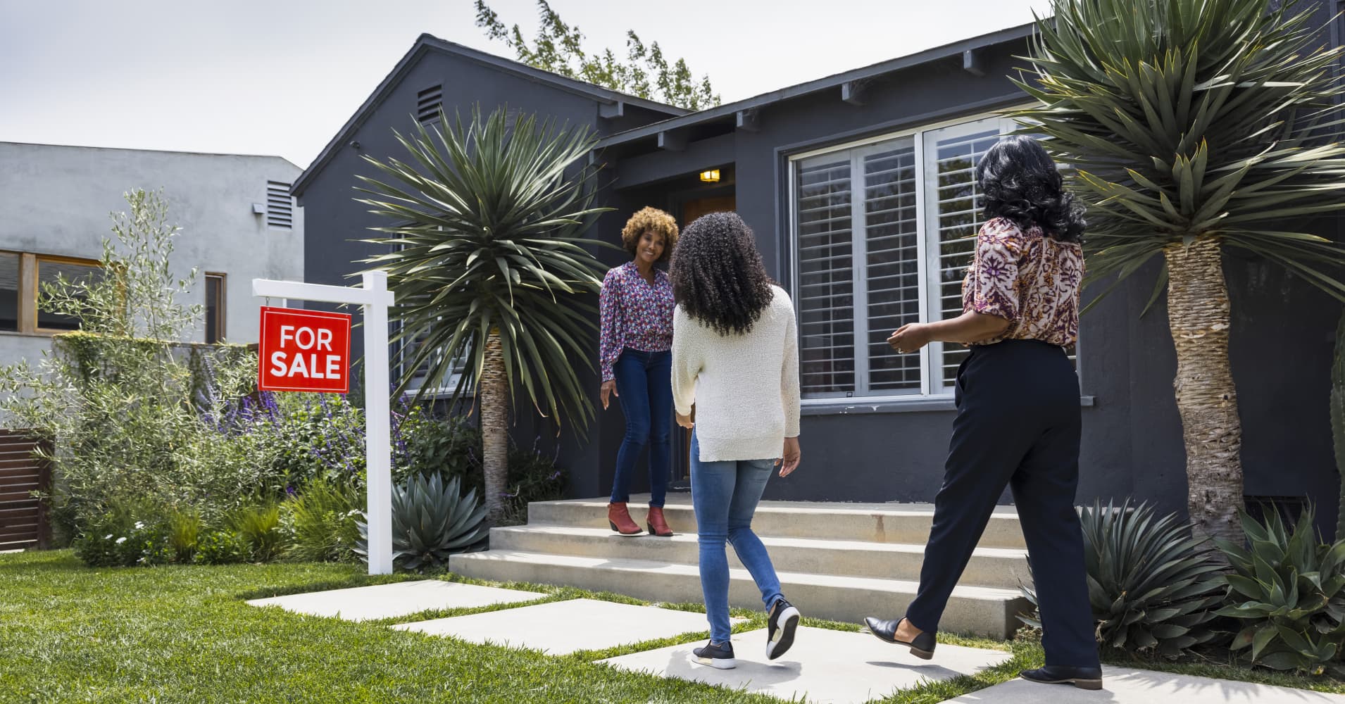 Trump's 'not a huge fan' of using 401(k) money to buy a home. Financial ...