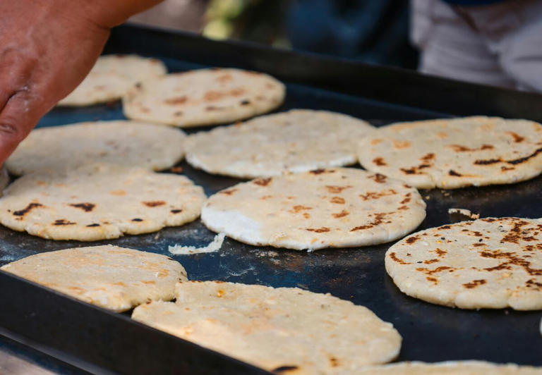 Cómo hacer arepas caseras sin fallar en el intento: la receta infalible ...