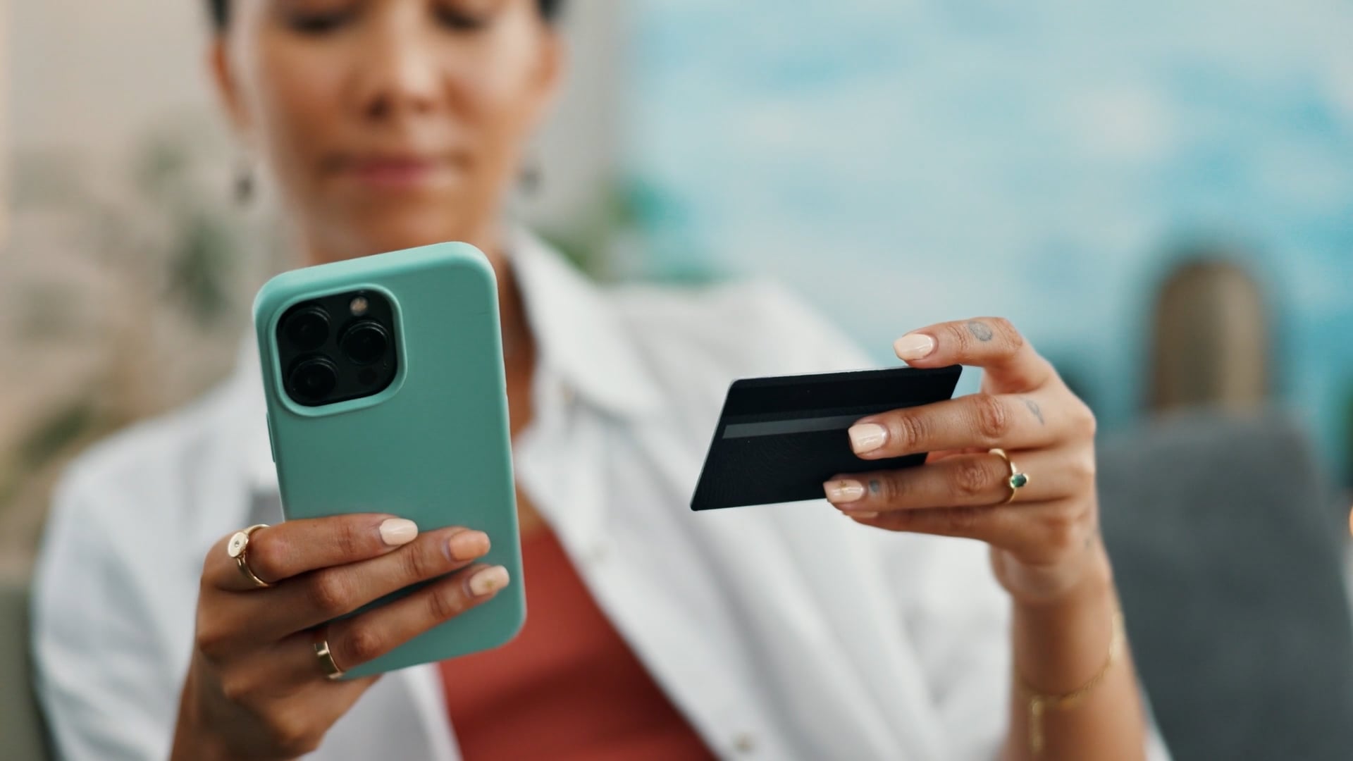 Debit vs credit: Which card suits your spending best?