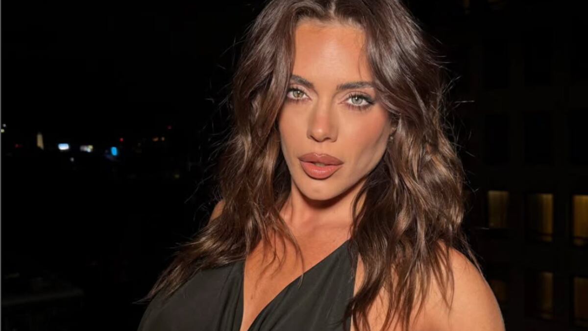 Emilia Attias se declaró fan del color chocolate y dio cátedra de ...
