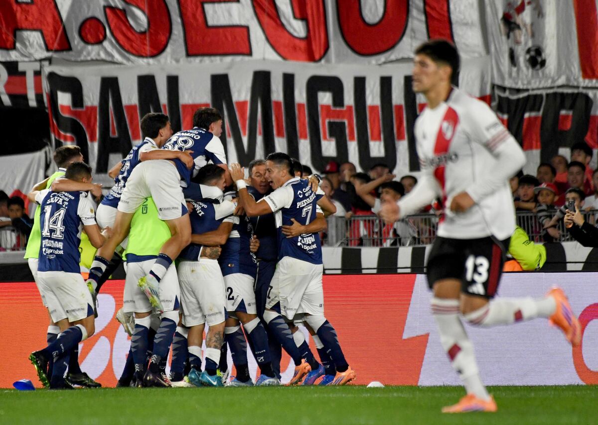 River perdió otra vez en el Monumental y agudizó su crisis en la previa ...