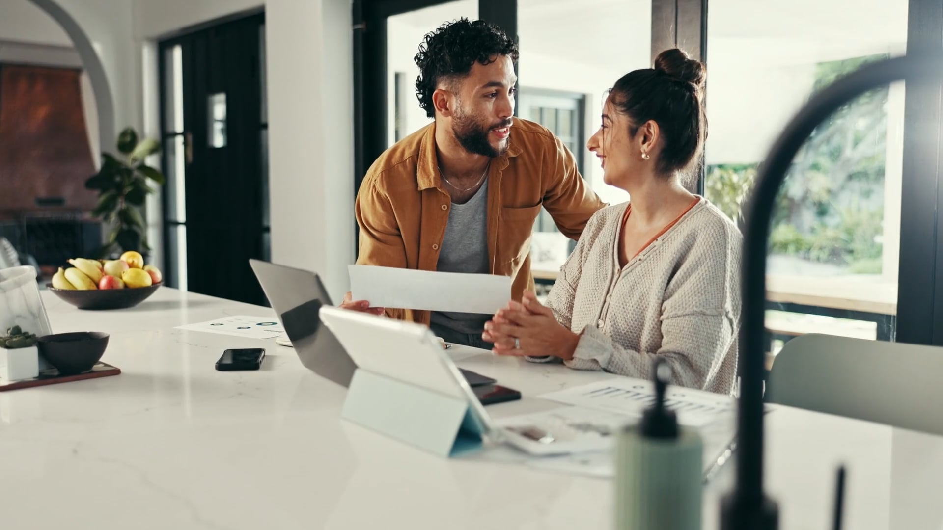 401(k) millionaires hit record high but most still clip coupons