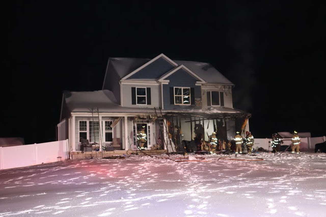 Smoke alarms, sprinklers save family as Maryland home catches fire ...