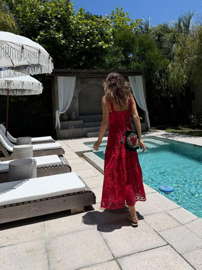 Pampita se sumó a la tendencia del estilo bohemio con un vestido color ...