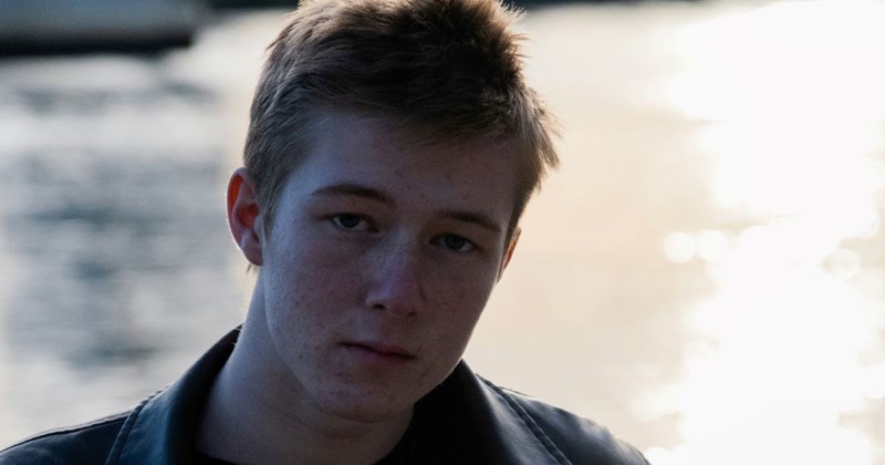 3 older siblings tell 16-year-old brother that he's the reason they ...