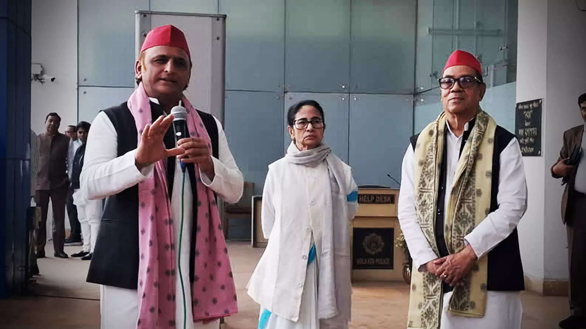 'Didi defeated ED, she will now defeat BJP': Akhilesh Yadav after ...