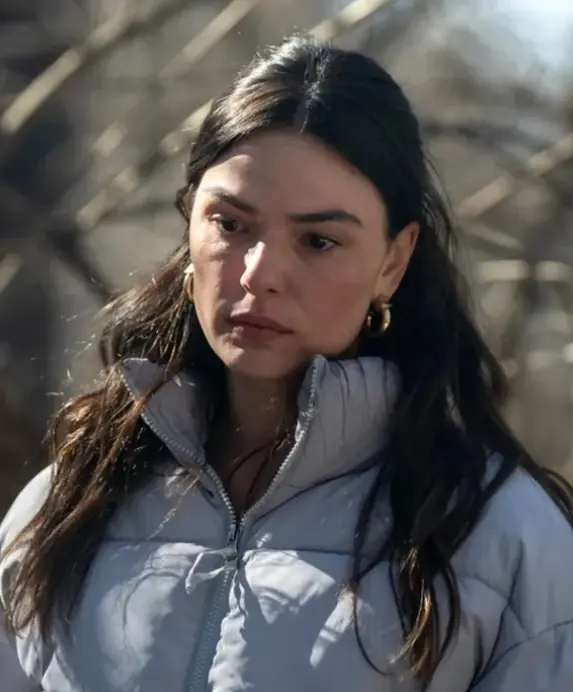 Isis Valverde é surpreendida com a indicação a pior atriz coadjuvante ...