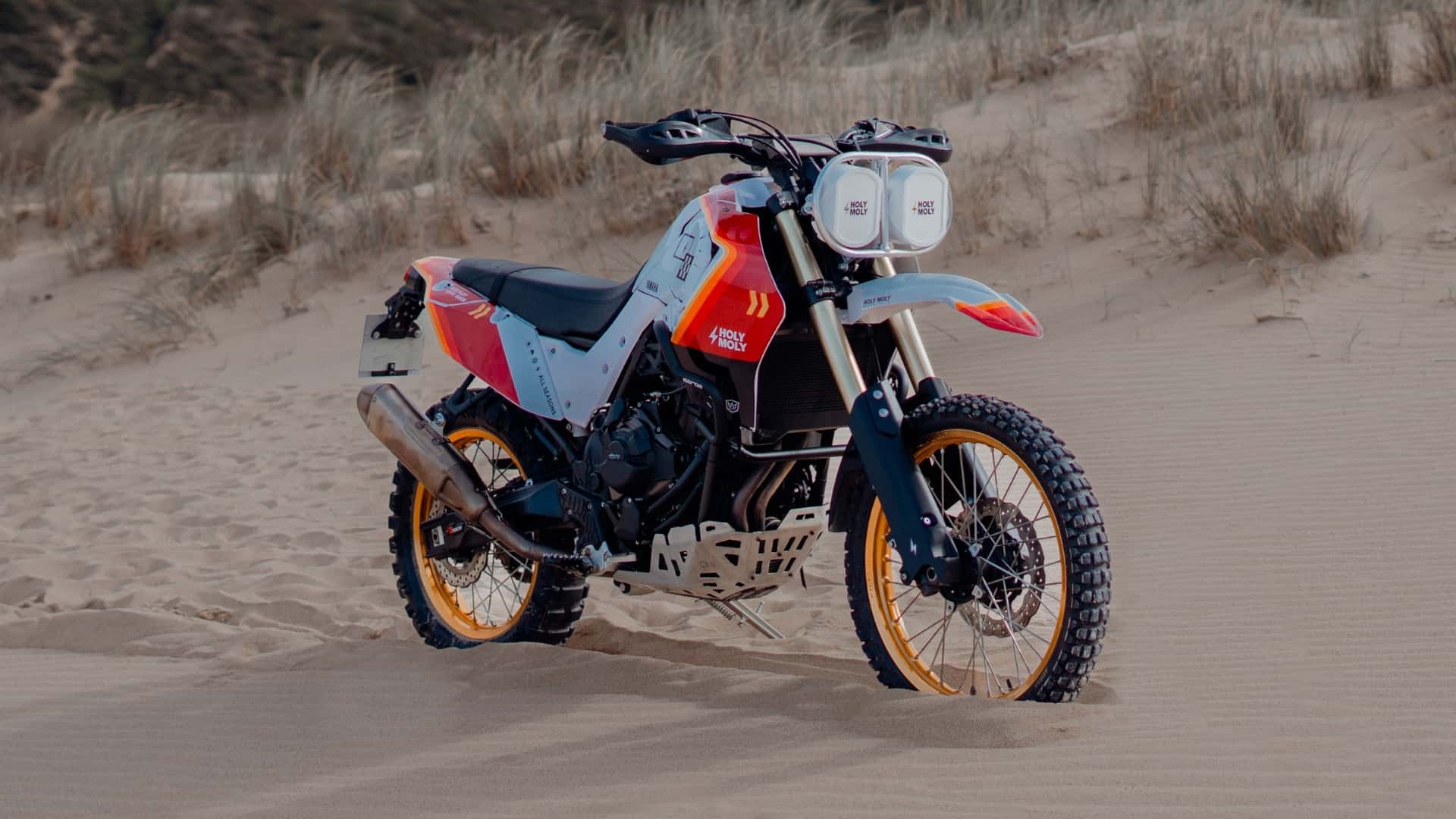 Check out this hella rad Yamaha Ténéré 700 fairing kit