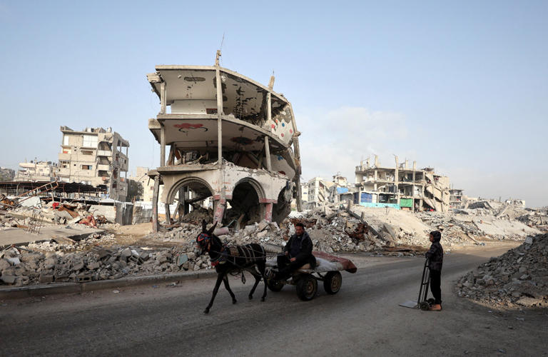 Court eases gagging order on suspected Israeli smuggling ring in Gaza
