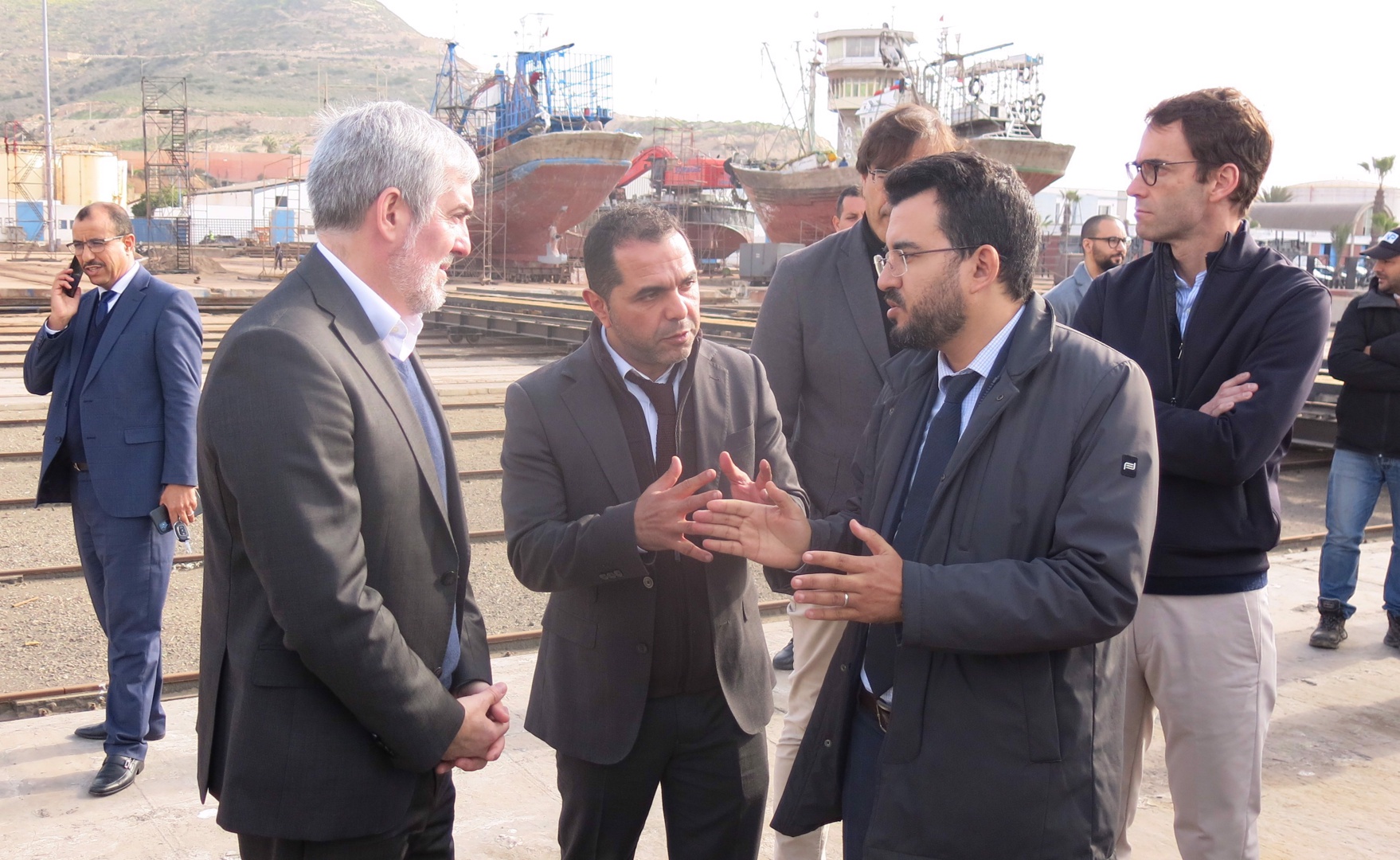 Los puertos de Canarias miran a sus competidores de Marruecos entre el ...