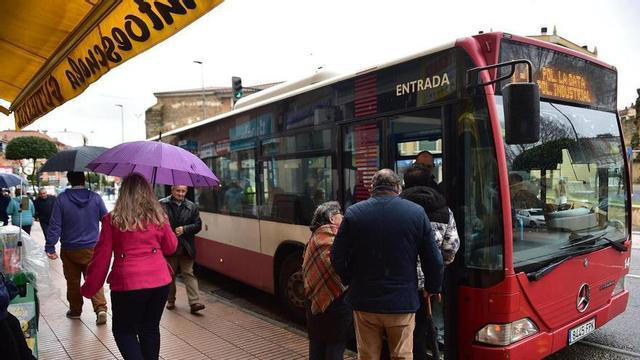 Más usuarios y más recargas: el bus urbano de Plasencia crece, a la ...