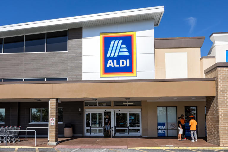 Aldi's $30 Crofton stock pot: Your secret to perfect winter soups and stews