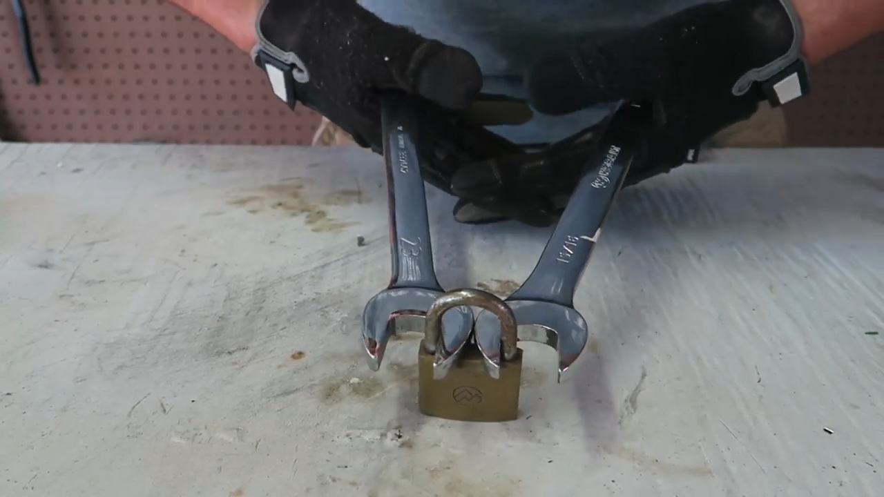 That moment the internet 'hack' works... and the lock body splits in half