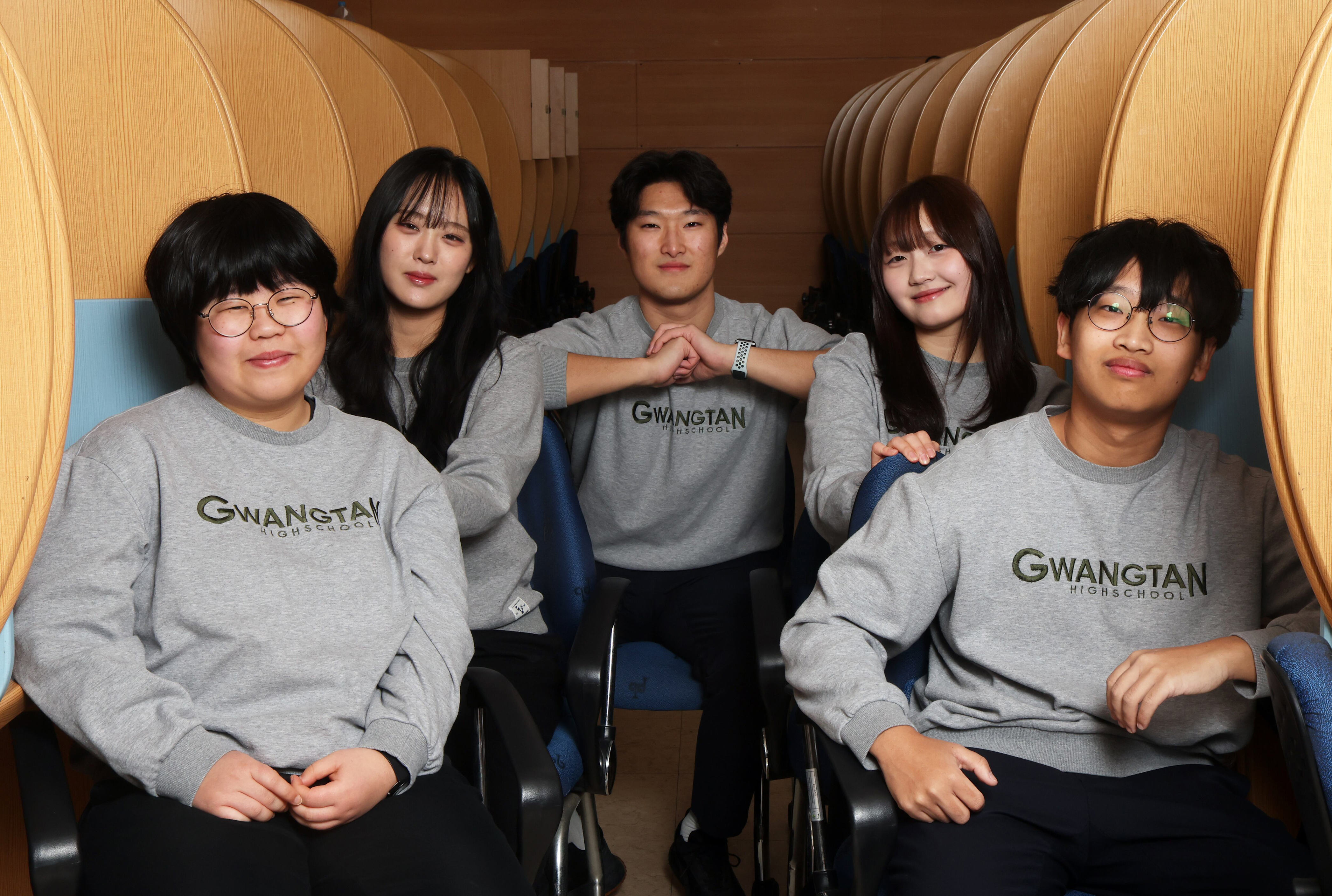 Rural Gwangtan High School's 12 SKY admissions spark local pride