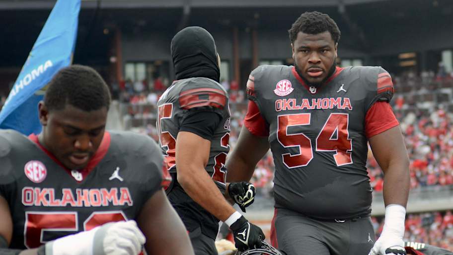 Oklahoma OL Febechi Nwaiwu wins Shrine Bowl Pat Tillman Award