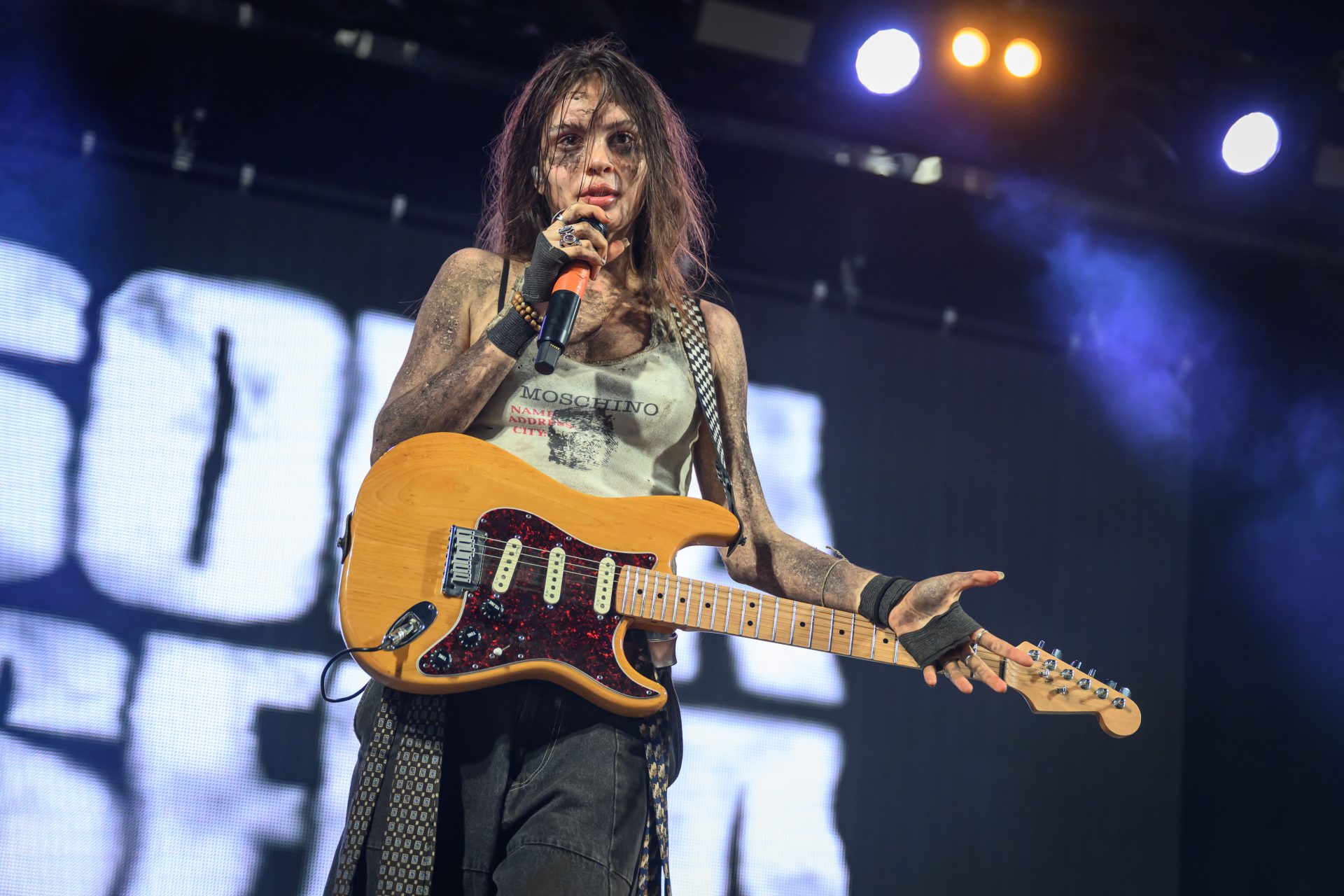 Sofia Isella: reinventando el pop con su estilo único