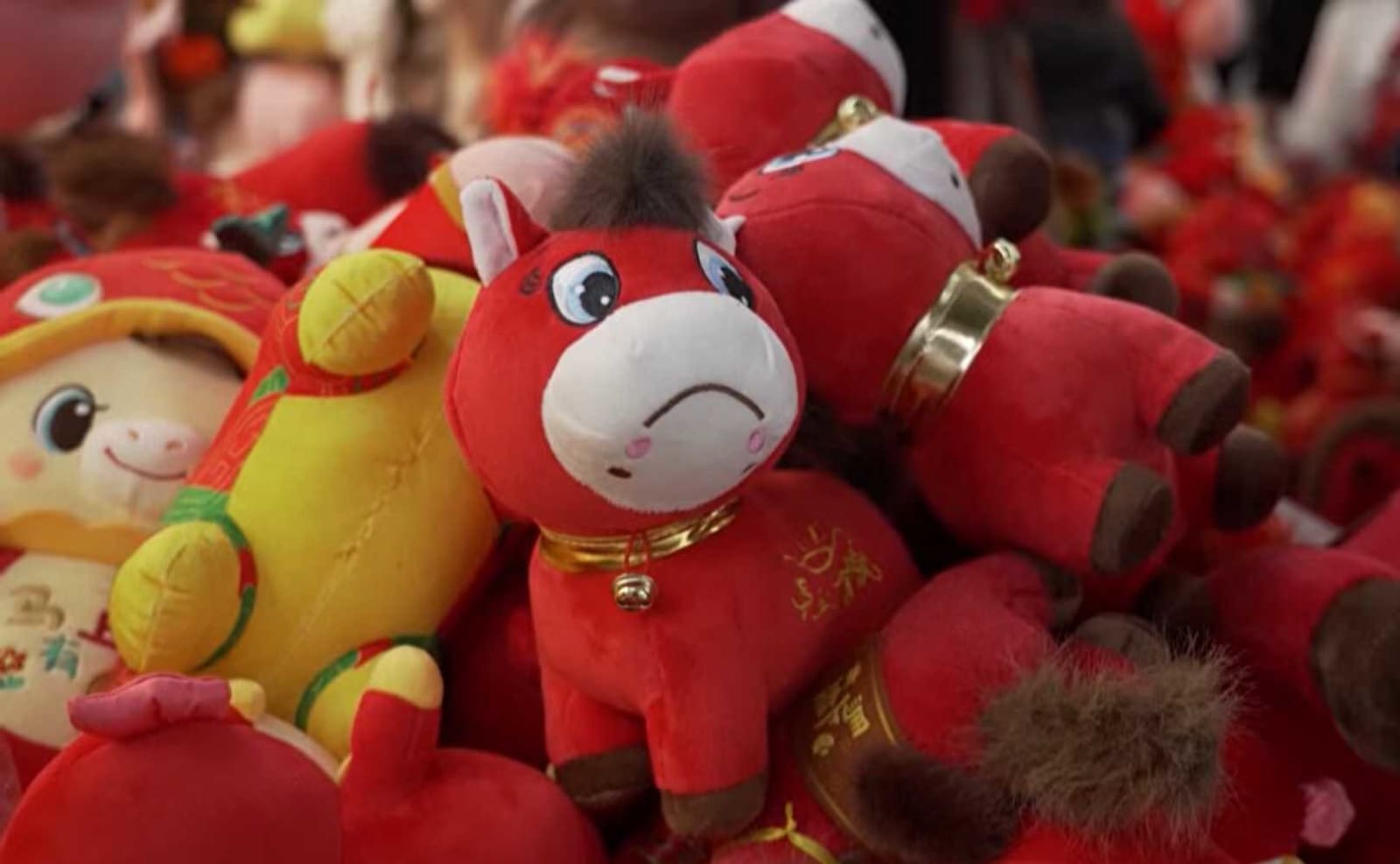 Crying horse plush toy went viral and sold out because 'people are sad ...