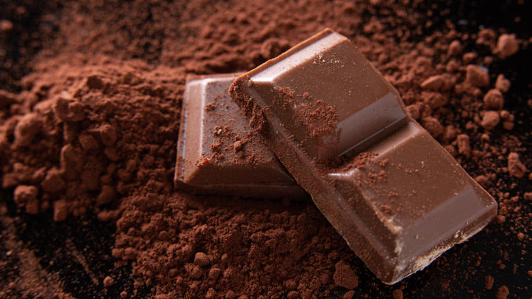 Why you should never eat chocolate before bed