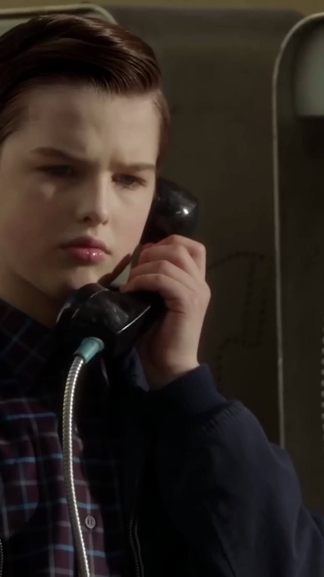 Sheldon schools a tax auditor on Young Sheldon