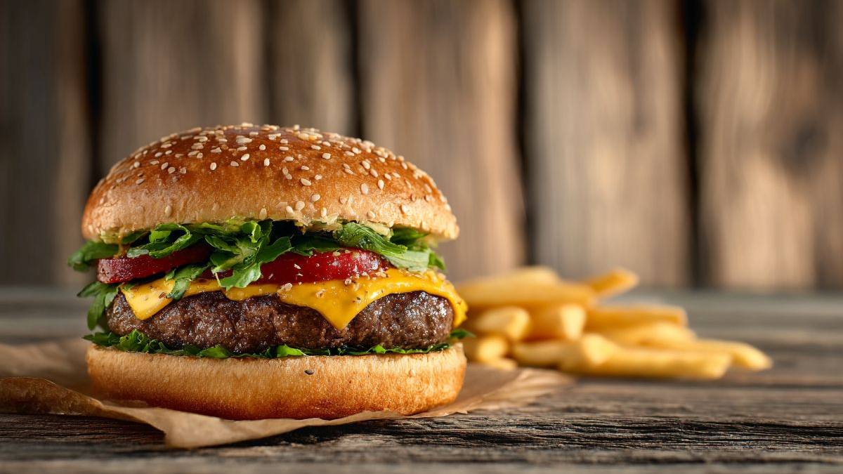 Parent company of two major dining chains files for Chapter 11 bankruptcy