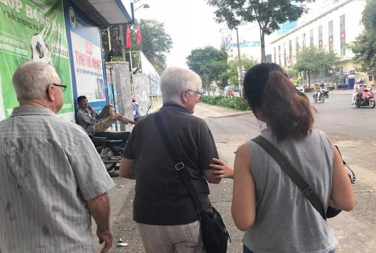 Cultural mistakes to avoid in Vietnam (what locals find disrespectful)