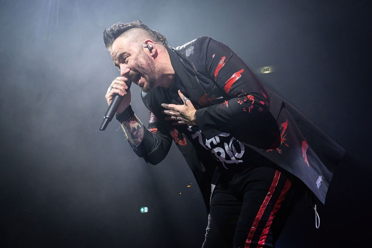 Three Days Grace reveals special guests Catch Your Breath and Escape ...