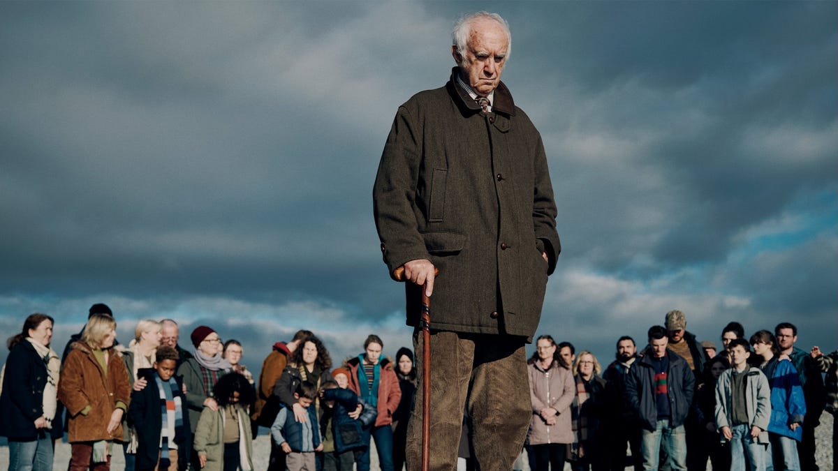Jonathan Pryce's new high-stakes real-life political thriller gets ...