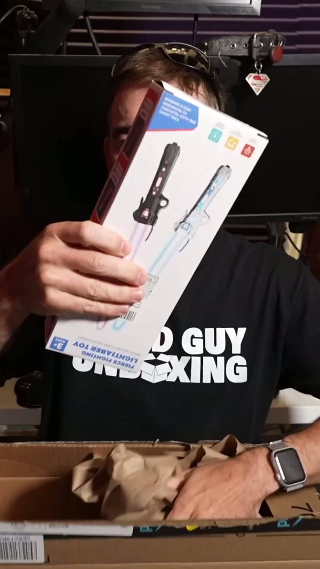 I ate worms?!– a blind guy unboxing