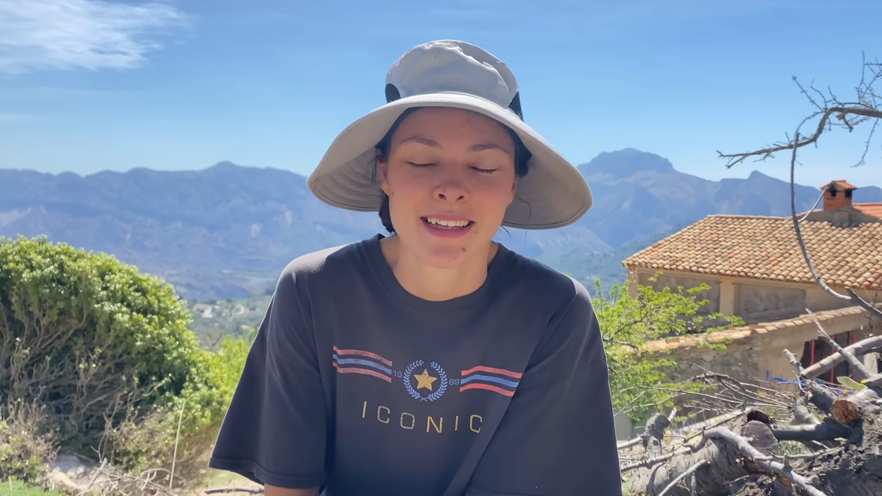 Emilia talks about our living roof design