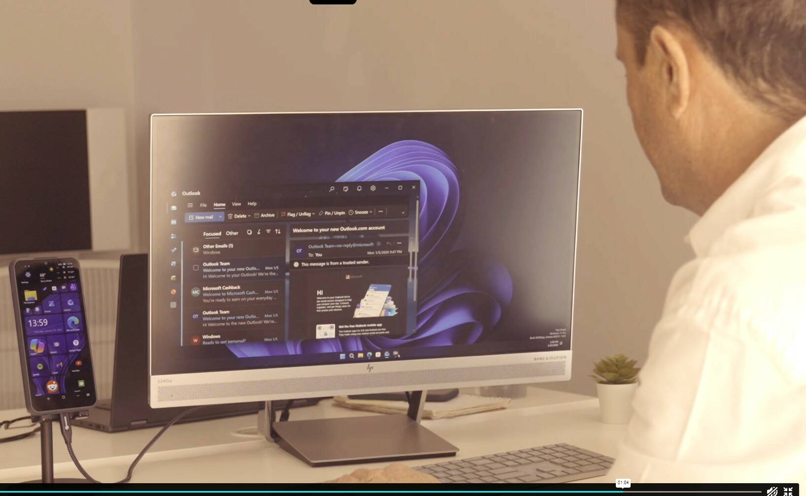 Penguin in your pocket: Nexphone dual boots into Linux, Windows 11