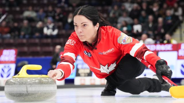 Unbeaten Kaitlyn Lawes advances to Scotties final with blowout win over ...
