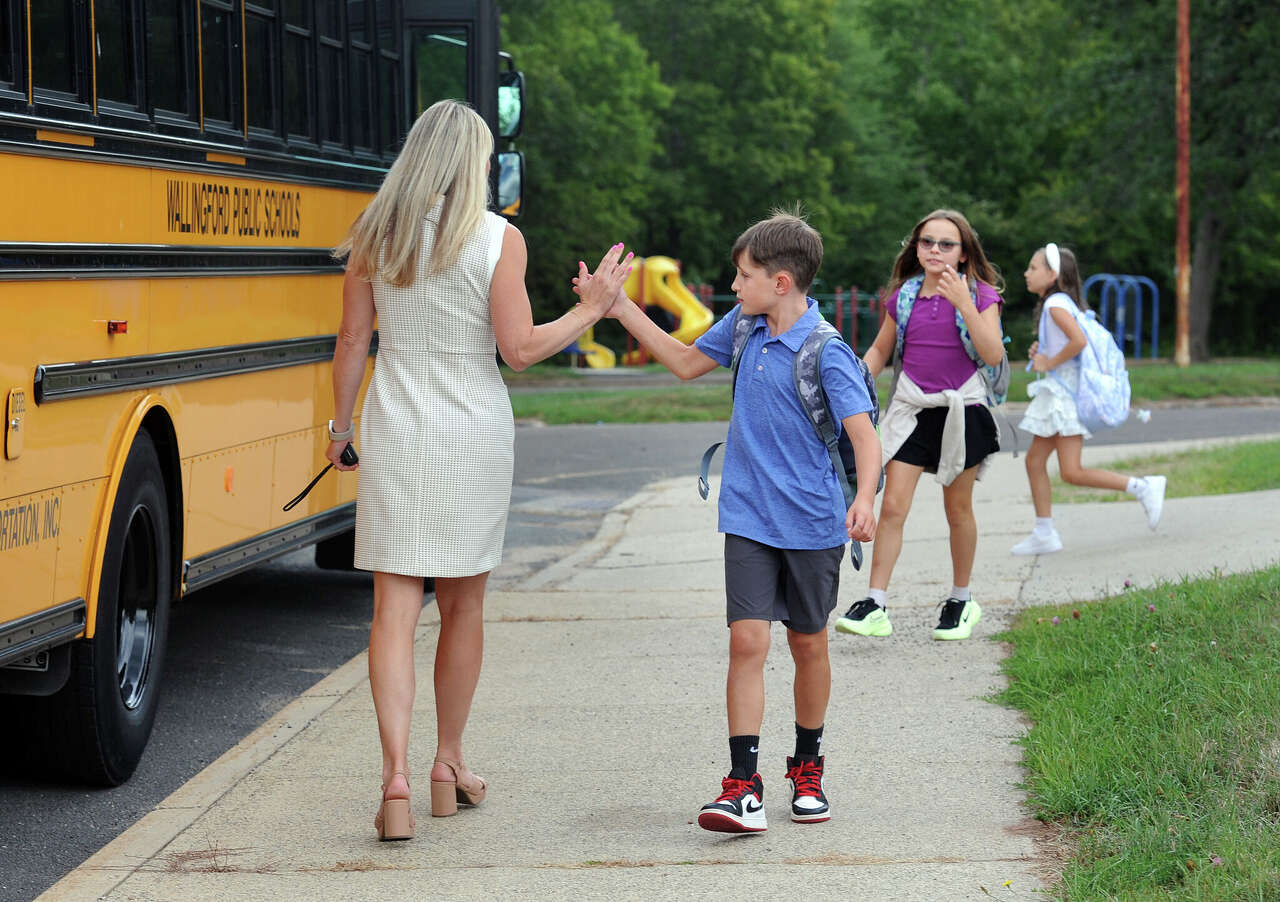 Wallingford school board appoints new administrators at Rock Hill, Dag ...