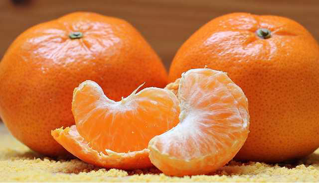 11 benefits of using orange for skin and hair