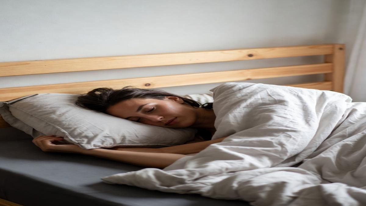 Should You Really Feed a Cold and Starve a Fever? Experts Say Its Just ...