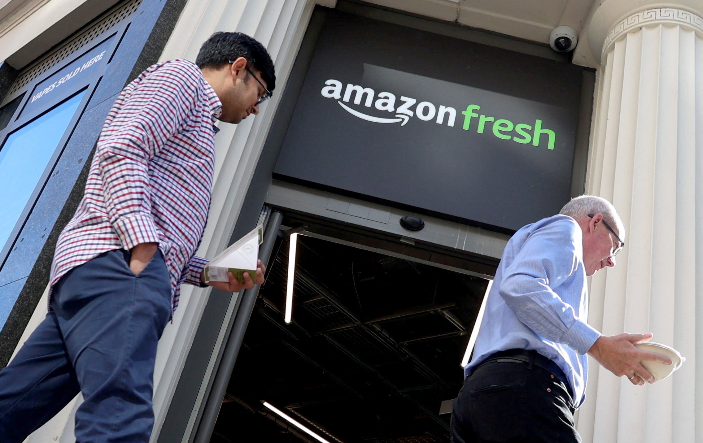Amazon Go and Fresh stores are closing as Amazon focuses on grocery ...
