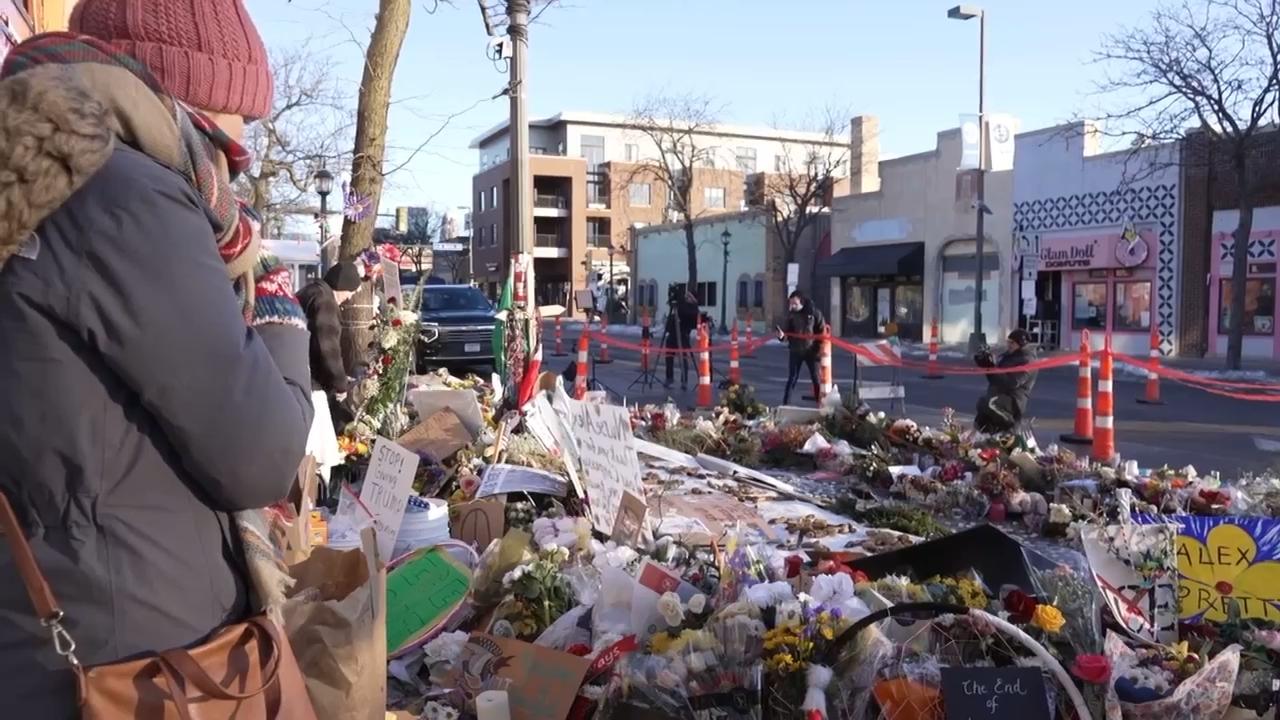 Visitors to Alex Pretti memorial in Minneapolis reflect on recent ...