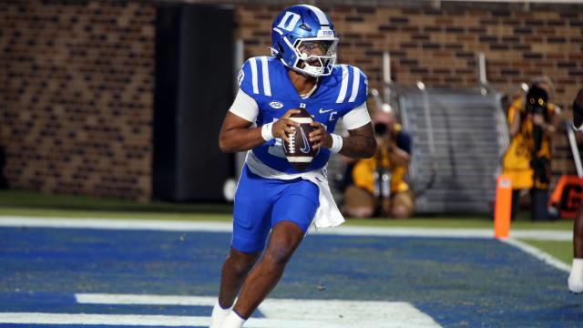 Duke reaches legal settlement with quarterback Darian Mensah, who is ...