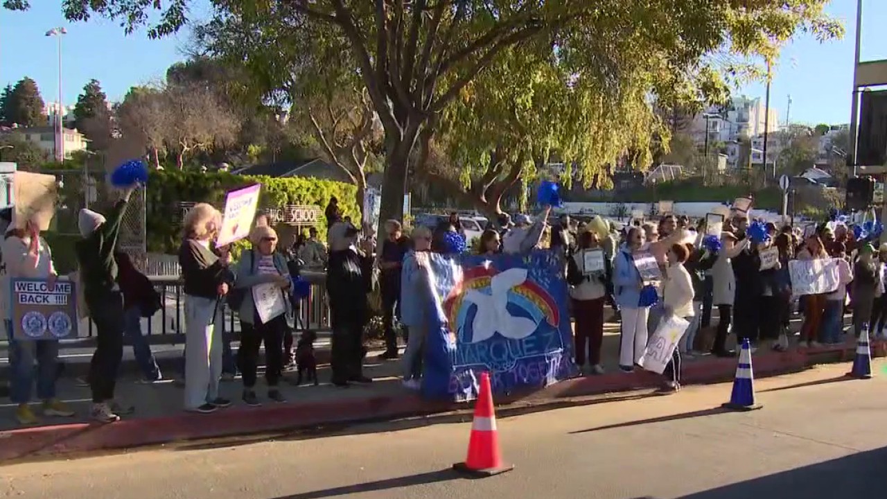 Pali High students return to campus