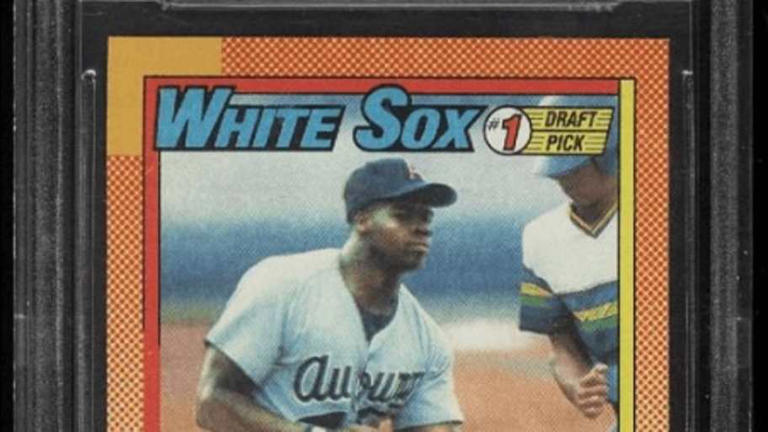 Rare 1990 Topps Frank Thomas "No Name" RC just graded a Beckett 9