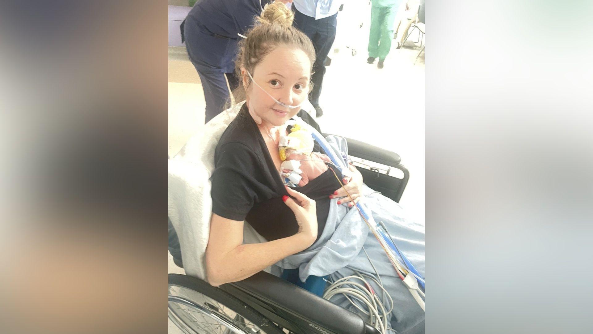 Mum has a double lung transplant after giving birth at 24 weeks