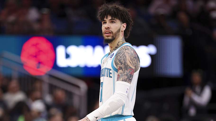 Dell Curry puts LaMelo Ball usage critics on blast for not knowing what ...