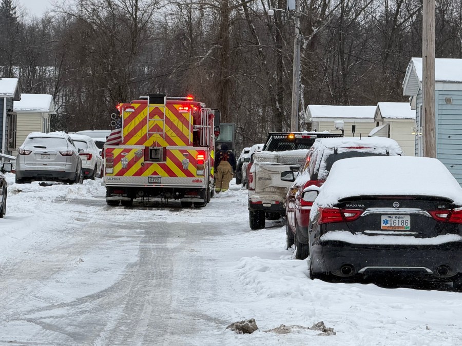 'Flashover' reported during Fairmont trailer fire